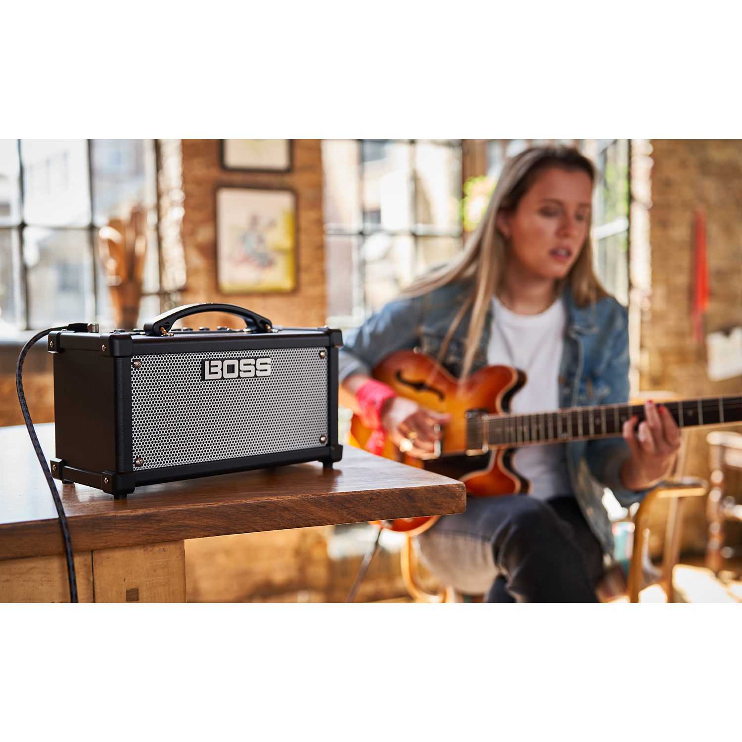 Boss Dual Cube LX gitarrförstärkare hos Musikcentralen | Musikcentralen ...