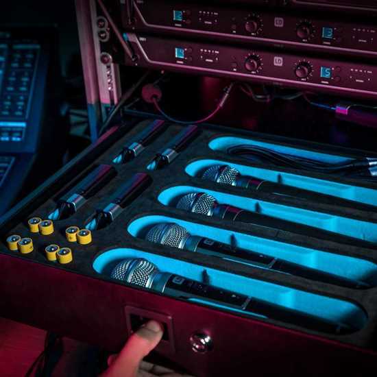 Adam Hall 87402 MICROPHONE INLET Microphone Foam Inlay for 2U Rack ...